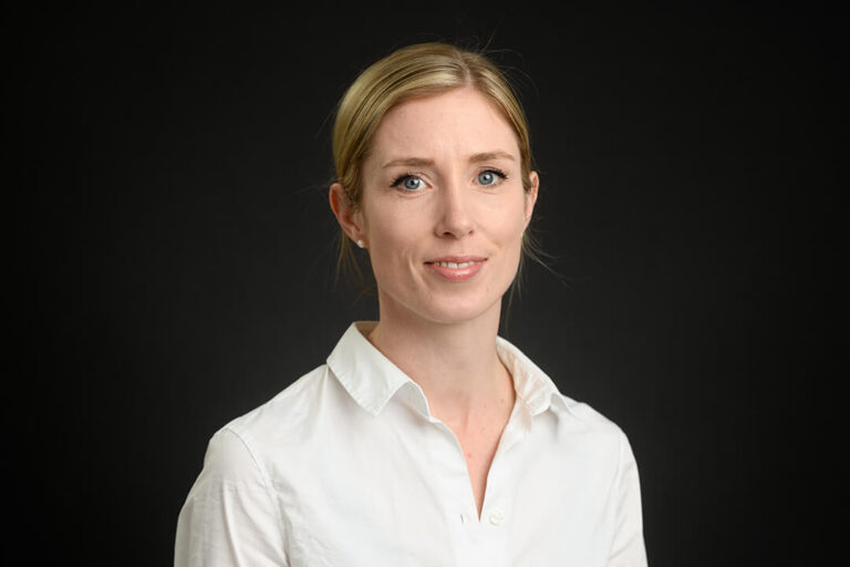 Kontakt - Vestia Construction Group